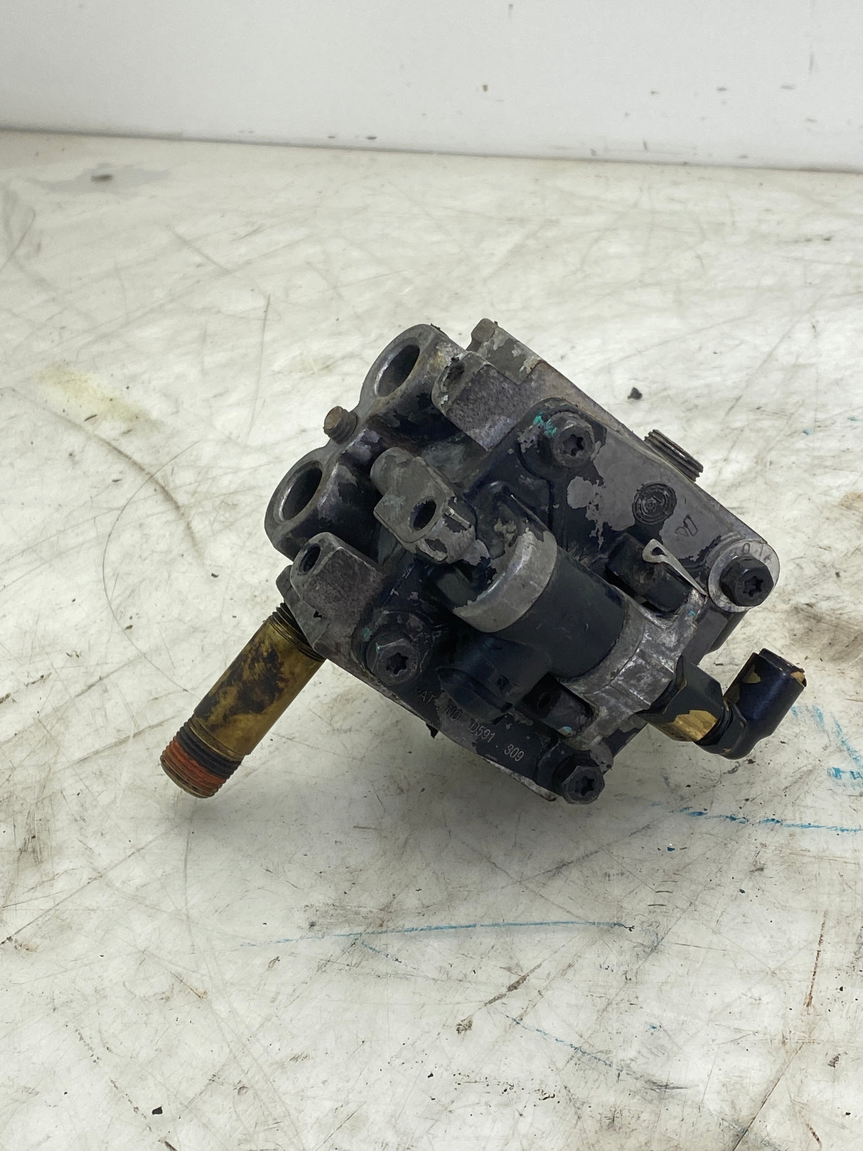 K105562 Bendix Brake Relay Valve – Second Truck Parts