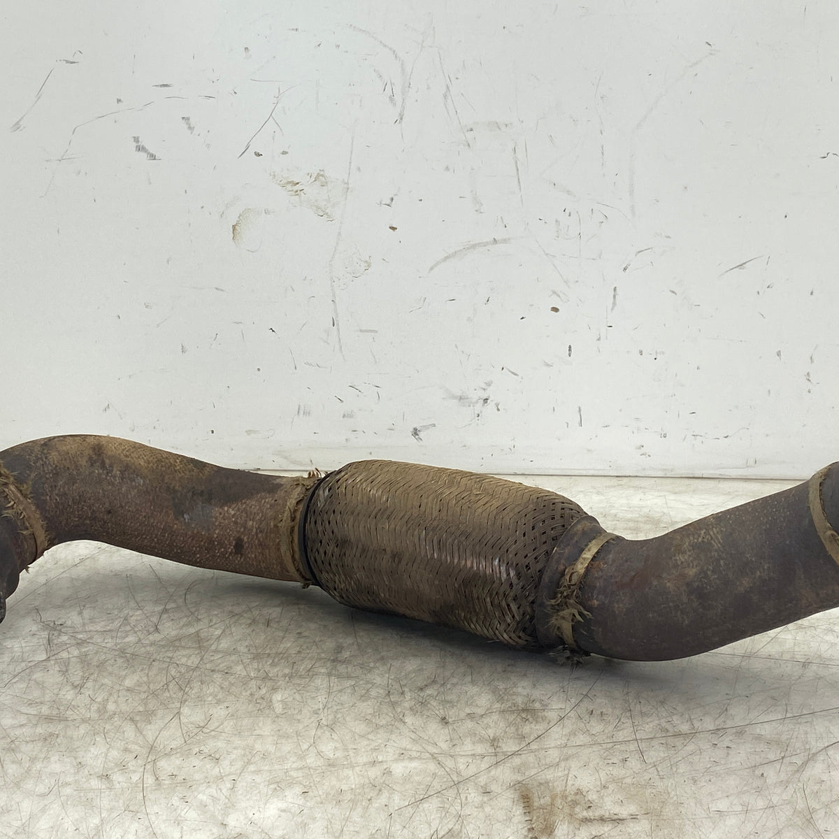 4077078C4 Genuine International Turbo Exhaust Outlet Pipe – Second ...