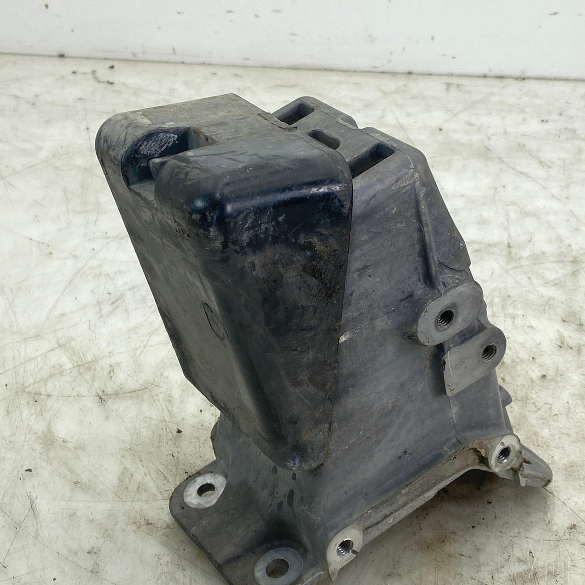 L85-6130 Genuine Paccar Hood Adjustment Support Assembly – Second Truck ...