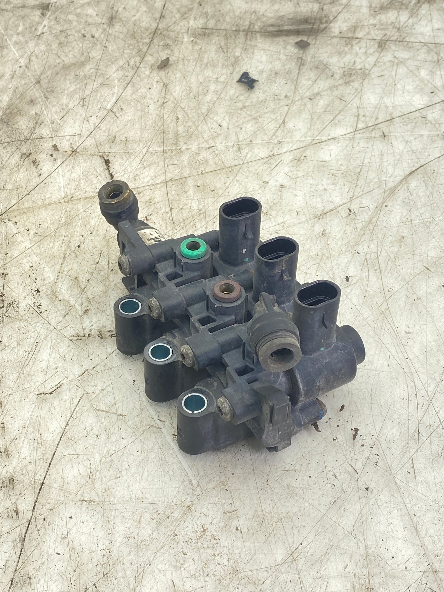 K062930 Genuine Bendix Air Valve – Second Truck Parts