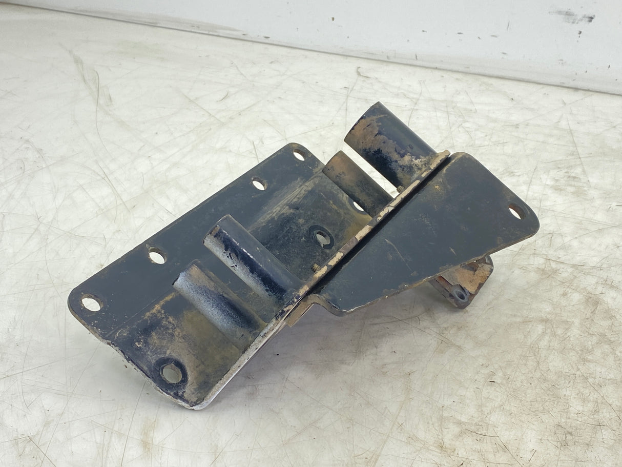 20-19218 Genuine Paccar Cab Suspension Bracket – Second Truck Parts