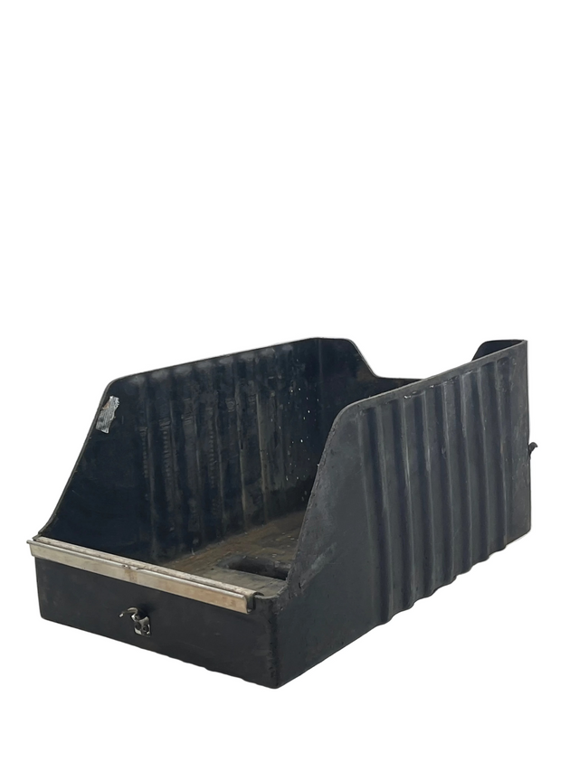 32MK5111AM Genuine Mack Battery Box – Second Truck Parts