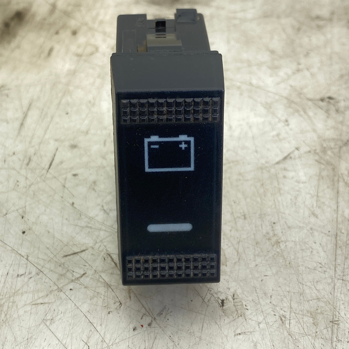 22392399 Genuine Mack Switch – Second Truck Parts