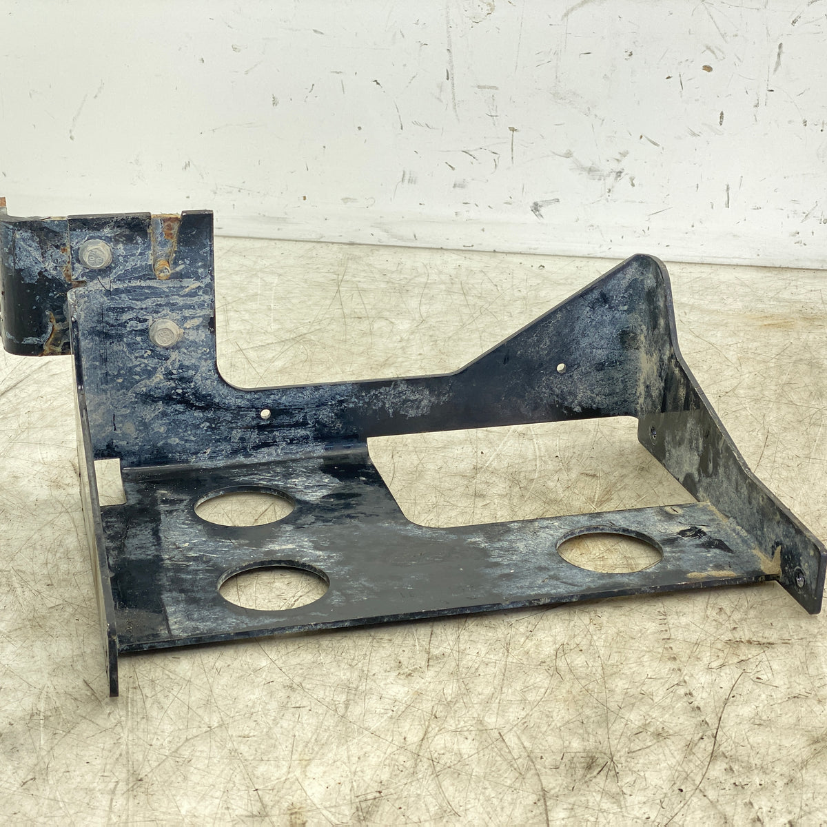25174281 Genuine Mack Bracket – Second Truck Parts