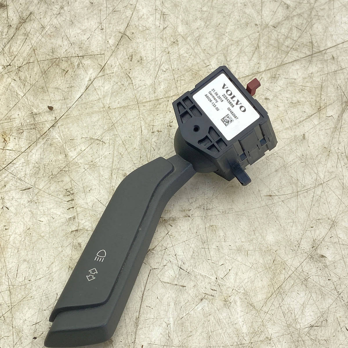22943668 Genuine Volvo Turn Signal Switch – Second Truck Parts