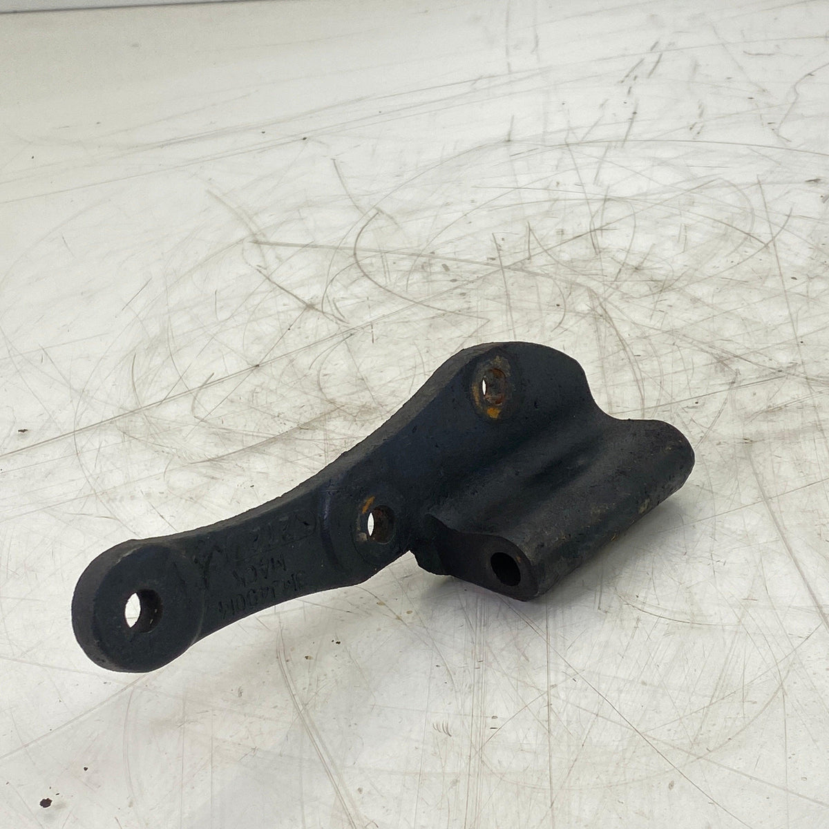 3MJ490M Genuine Mack Alternator Mounting Bracket E7 – Second Truck Parts