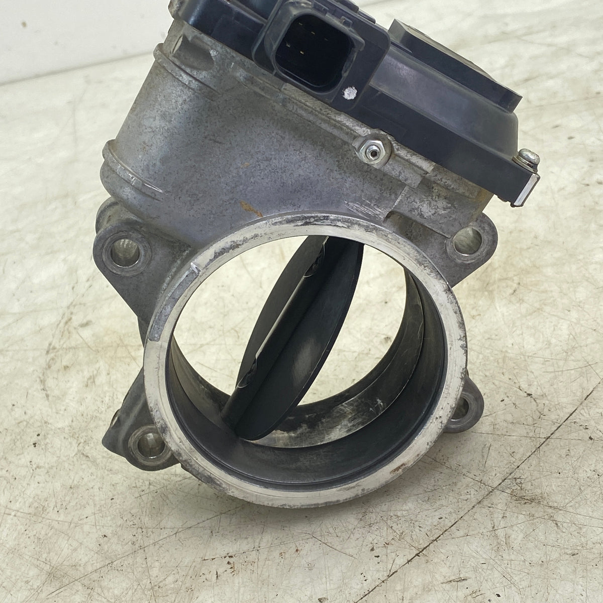 22942010 Genuine Volvo Throttle – Second Truck Parts