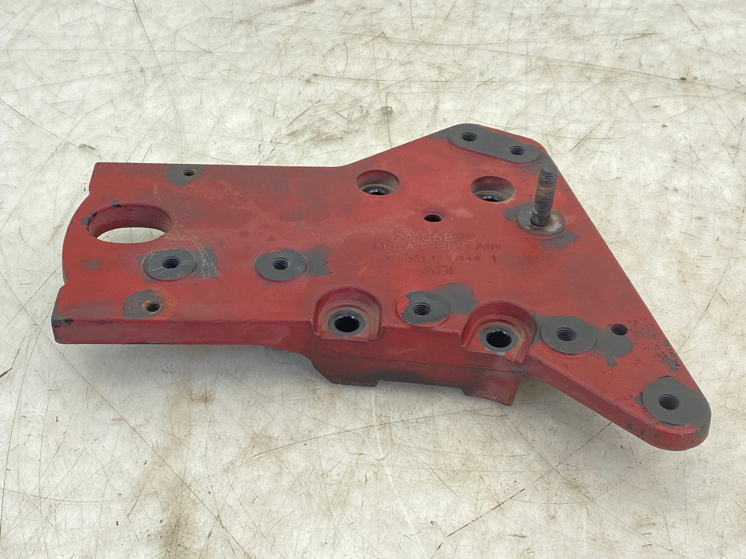21166800 Genuine Volvo Engine Bracket – Second Truck Parts