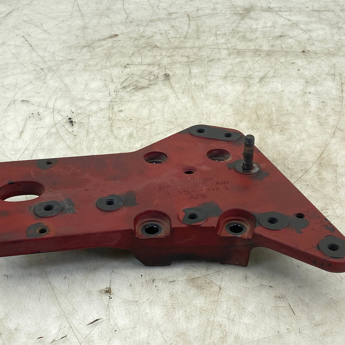 21166800 Genuine Volvo Engine Bracket – Second Truck Parts