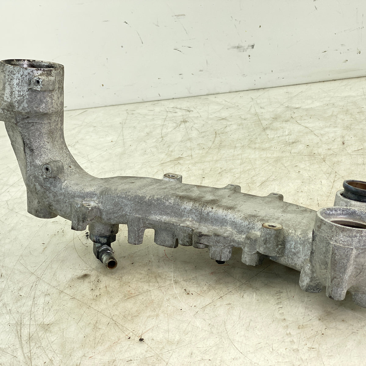 7095321C1 Genuine International Manifold Coolant – Second Truck Parts