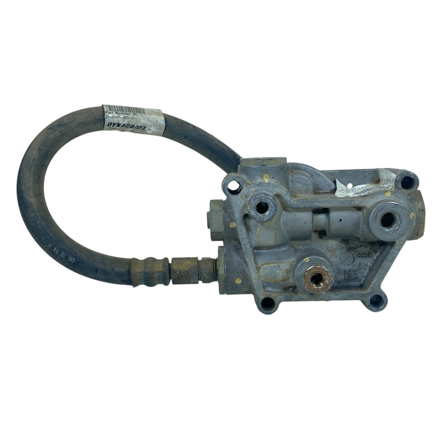 K066311 Genuine Bendix Tractor Protection Valve TP-5 – Second Truck Parts