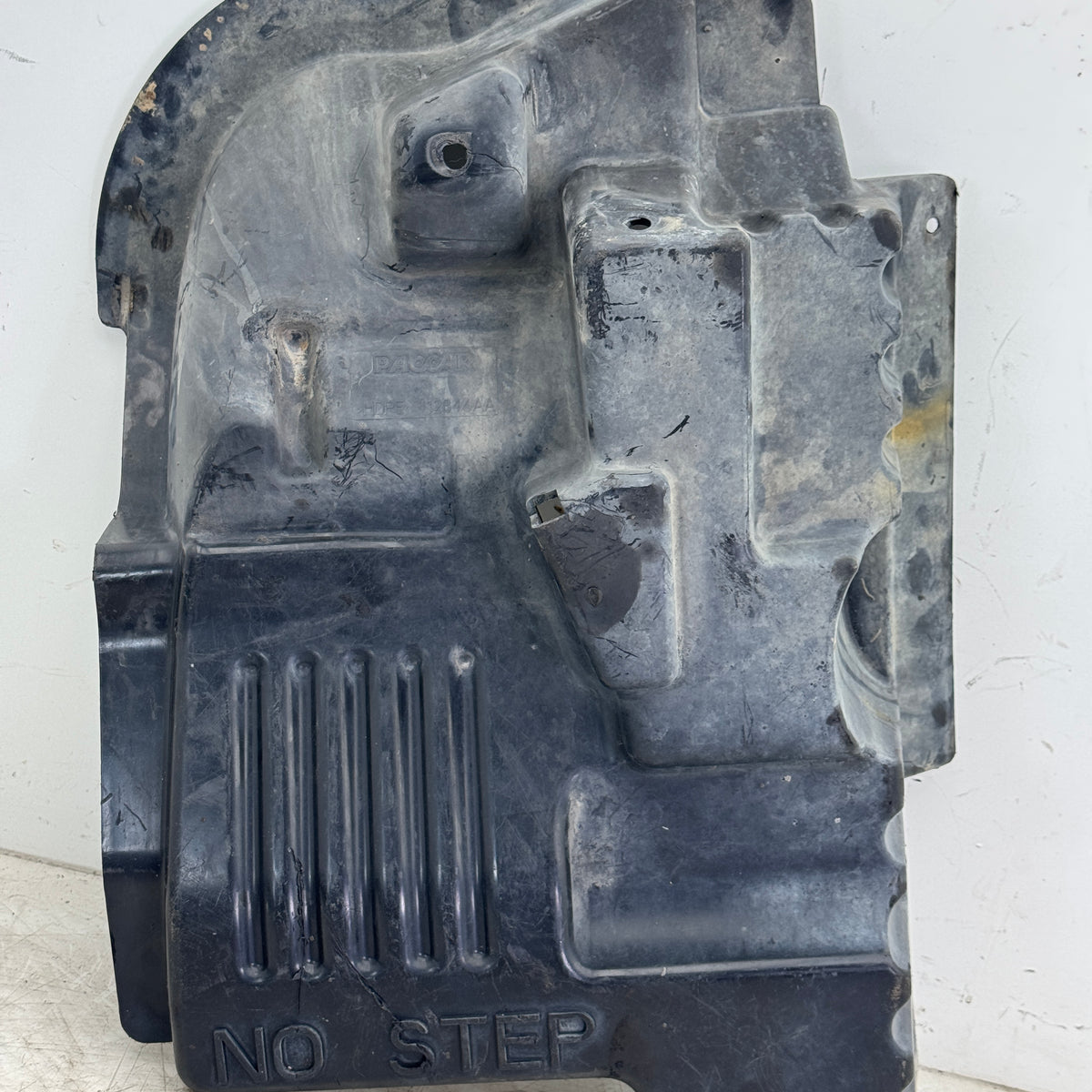 12844AA Genuine Paccar Right Inner Fender – Second Truck Parts