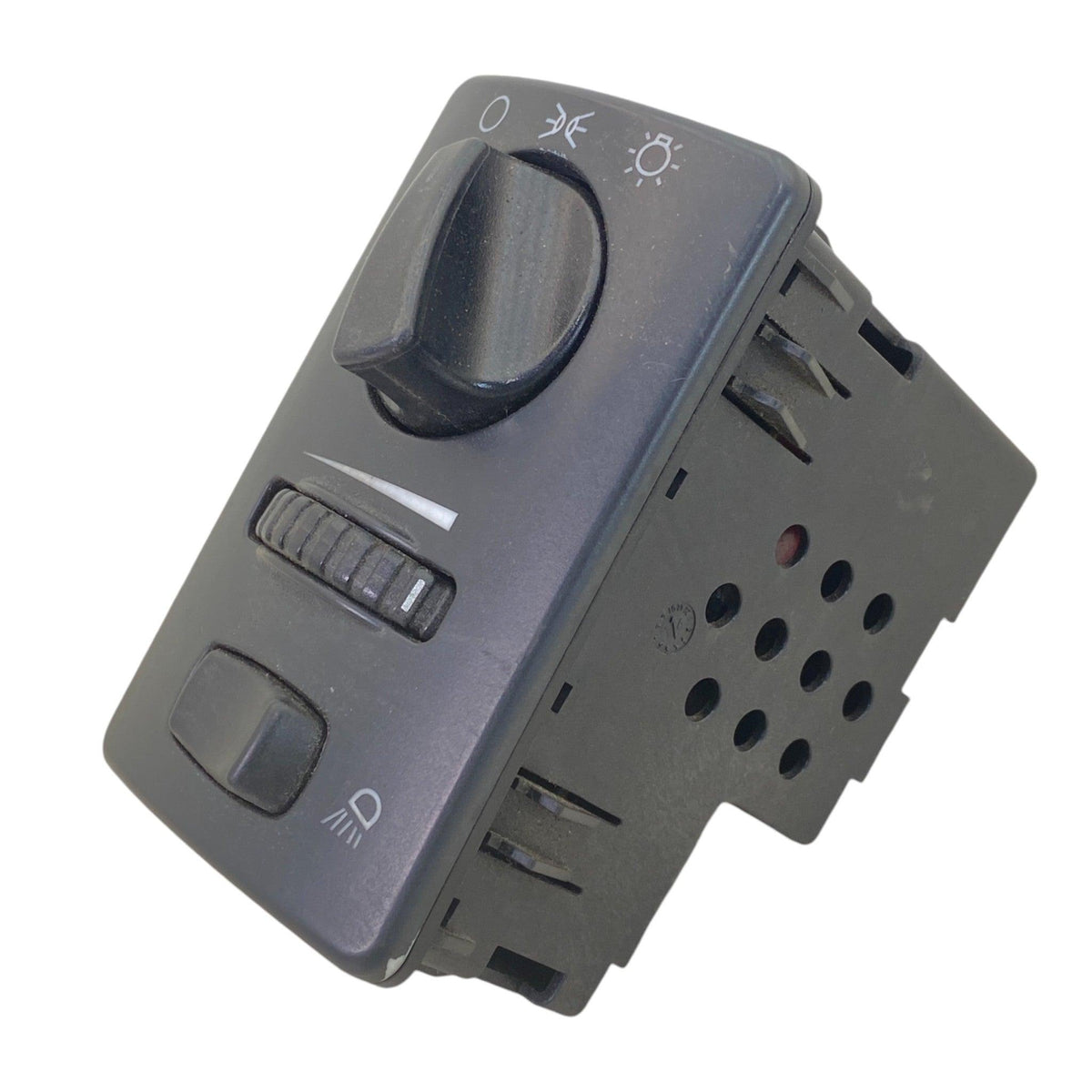 22116362 Genuine Mack Headlamp Switch – Second Truck Parts