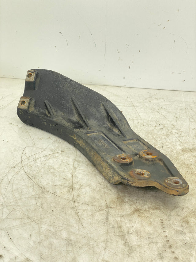 21004541 Genuine Mack Spring Hanger Support – Second Truck Parts