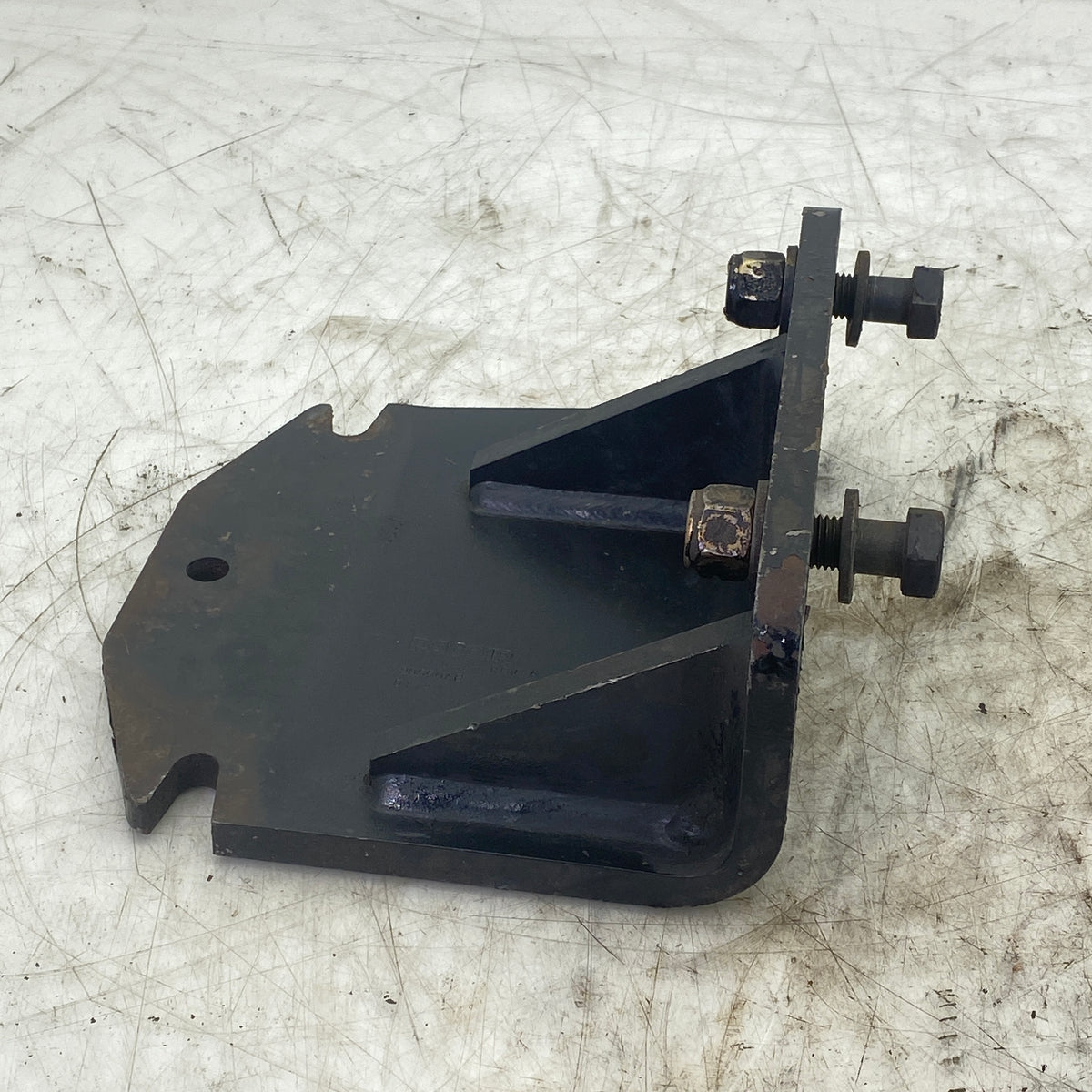 M11-6678 Genuine Paccar Mounting Bracket – Second Truck Parts
