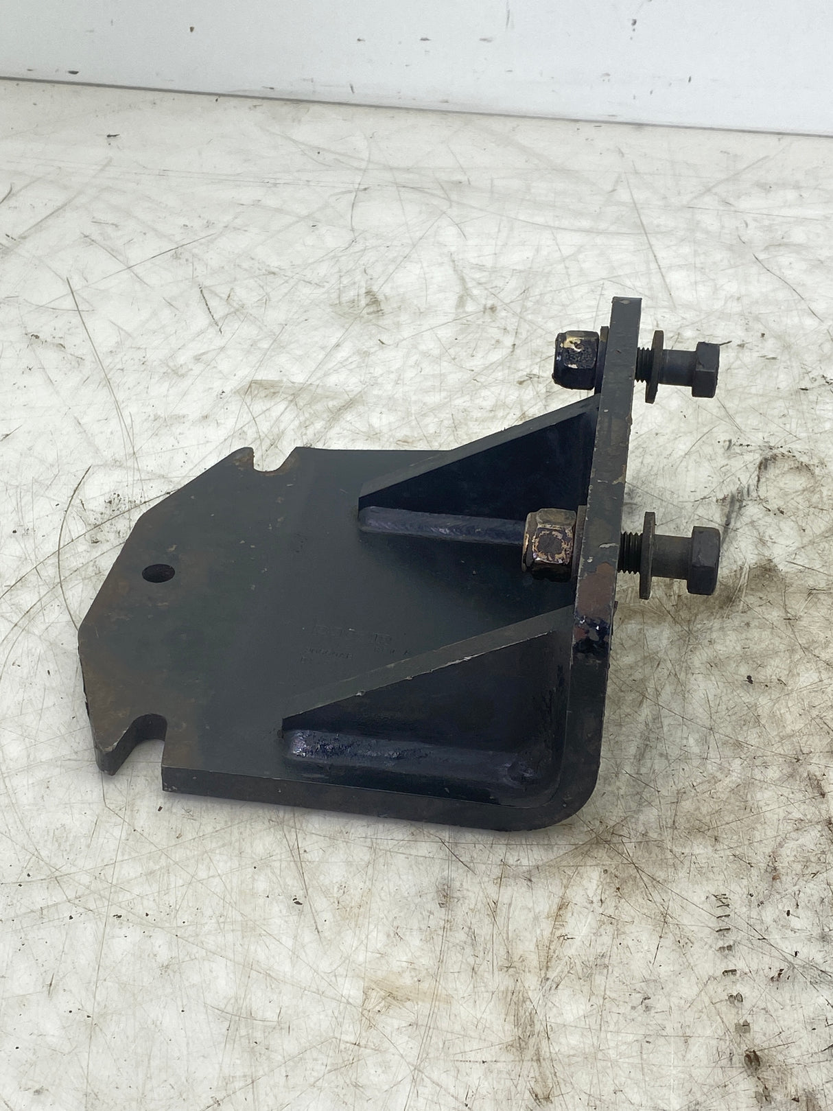 M11-6678 Genuine Paccar Mounting Bracket – Second Truck Parts